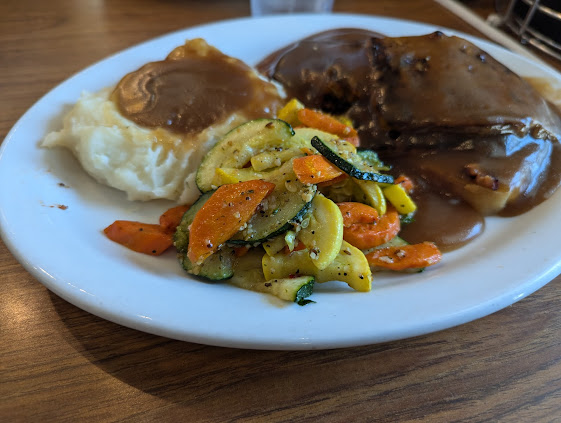 Mountain Oaks Cafe Menu | Breakfast, Lunch & Dinner in Oakhurst, CA