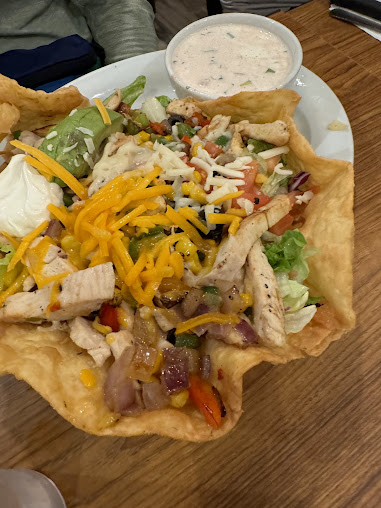 Mountain Oaks Cafe Menu | Breakfast, Lunch & Dinner in Oakhurst, CA