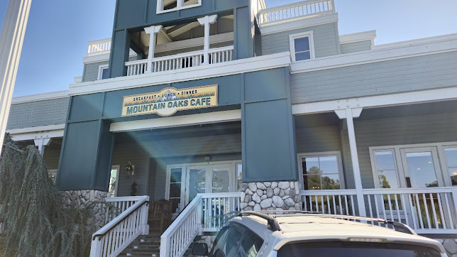 Mountain Oaks Cafe Menu | Breakfast, Lunch & Dinner in Oakhurst, CA